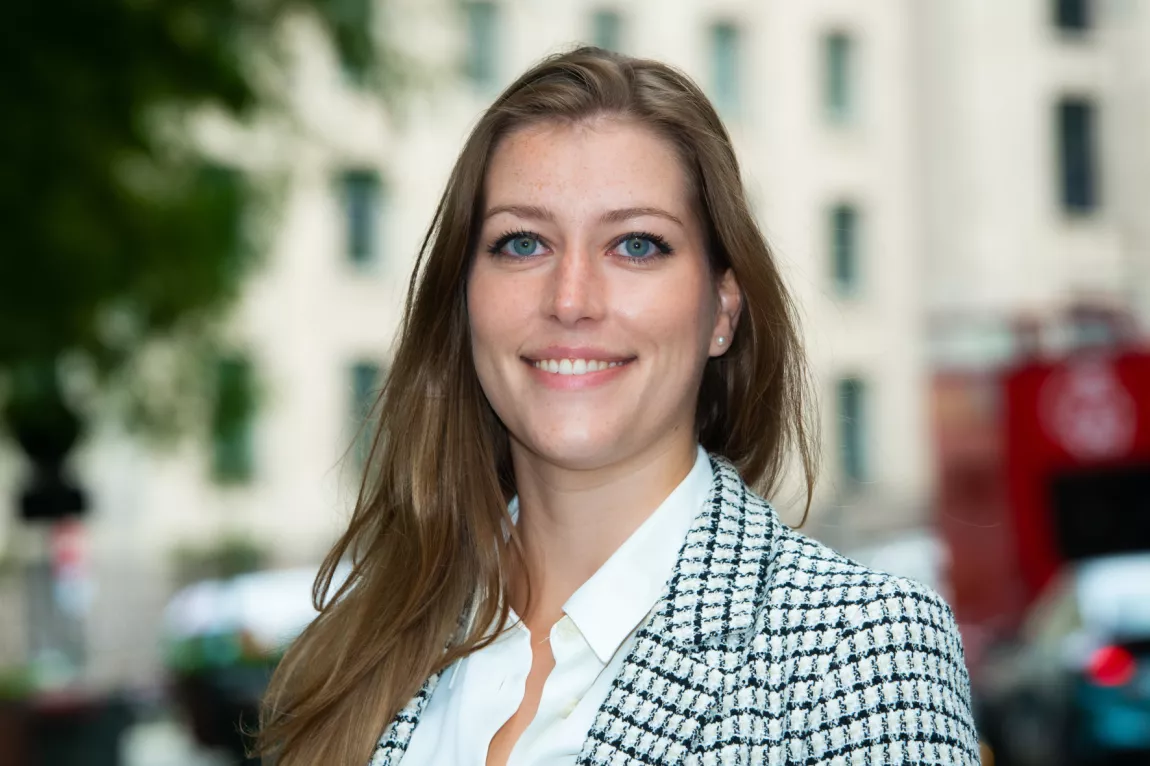 Elise Descheemaeker | Stibbe